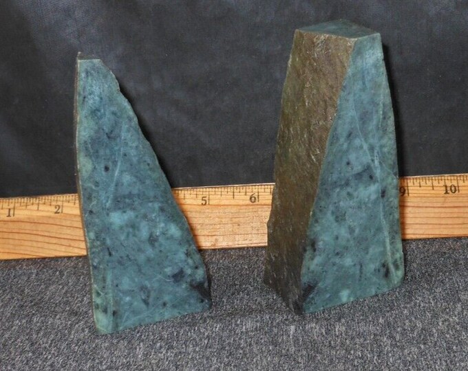 Washington State Rendezvous Nephrite Jade 1 Pound 10.5 Oz 2 Pieces - Etsy