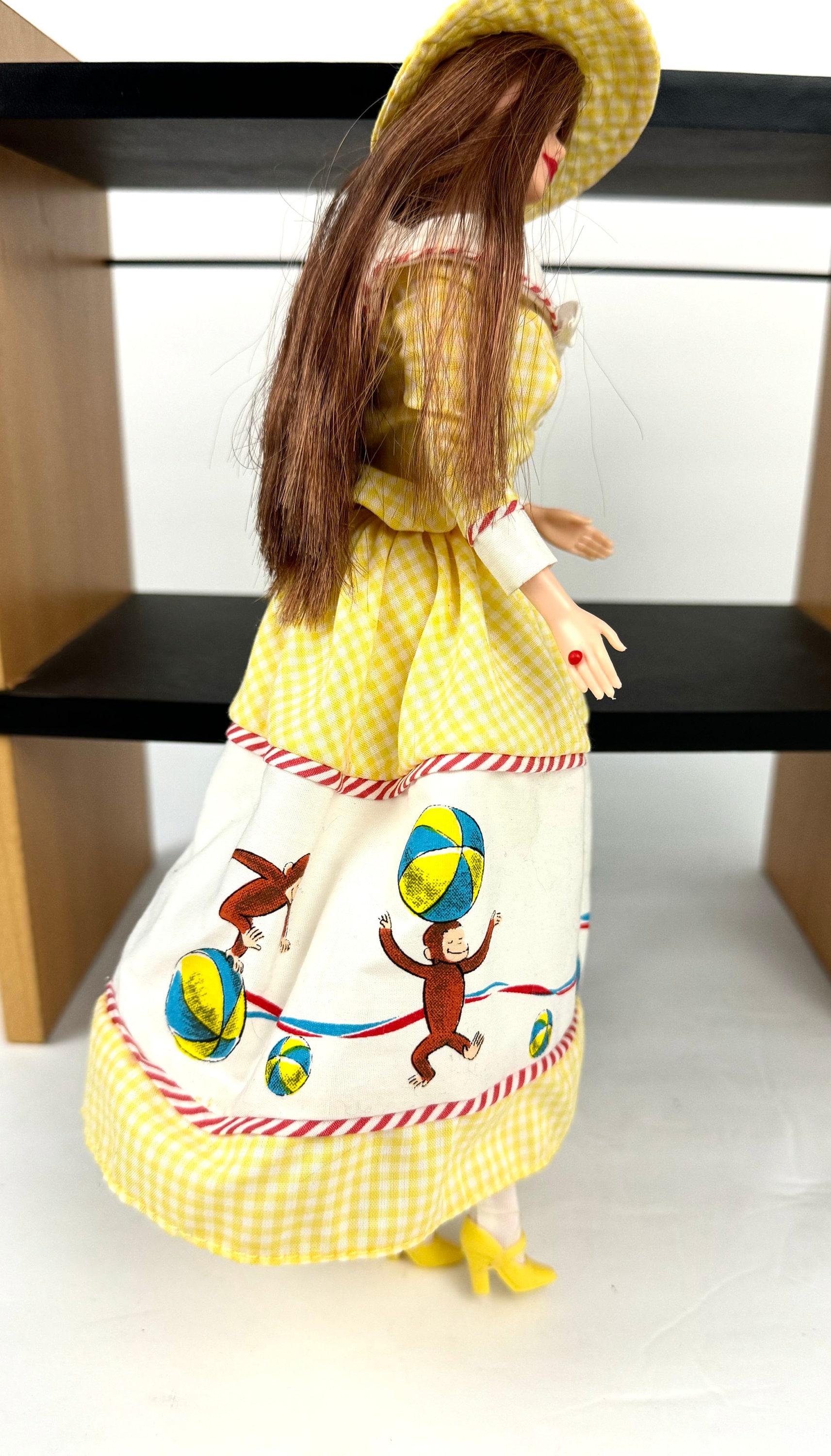 Vintage Barbie 2000 Curious George Collectors Edition Keepsake ...