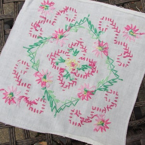 Linen Squares - 24 Embroidered Squares for Quilts, Coverlets or ...