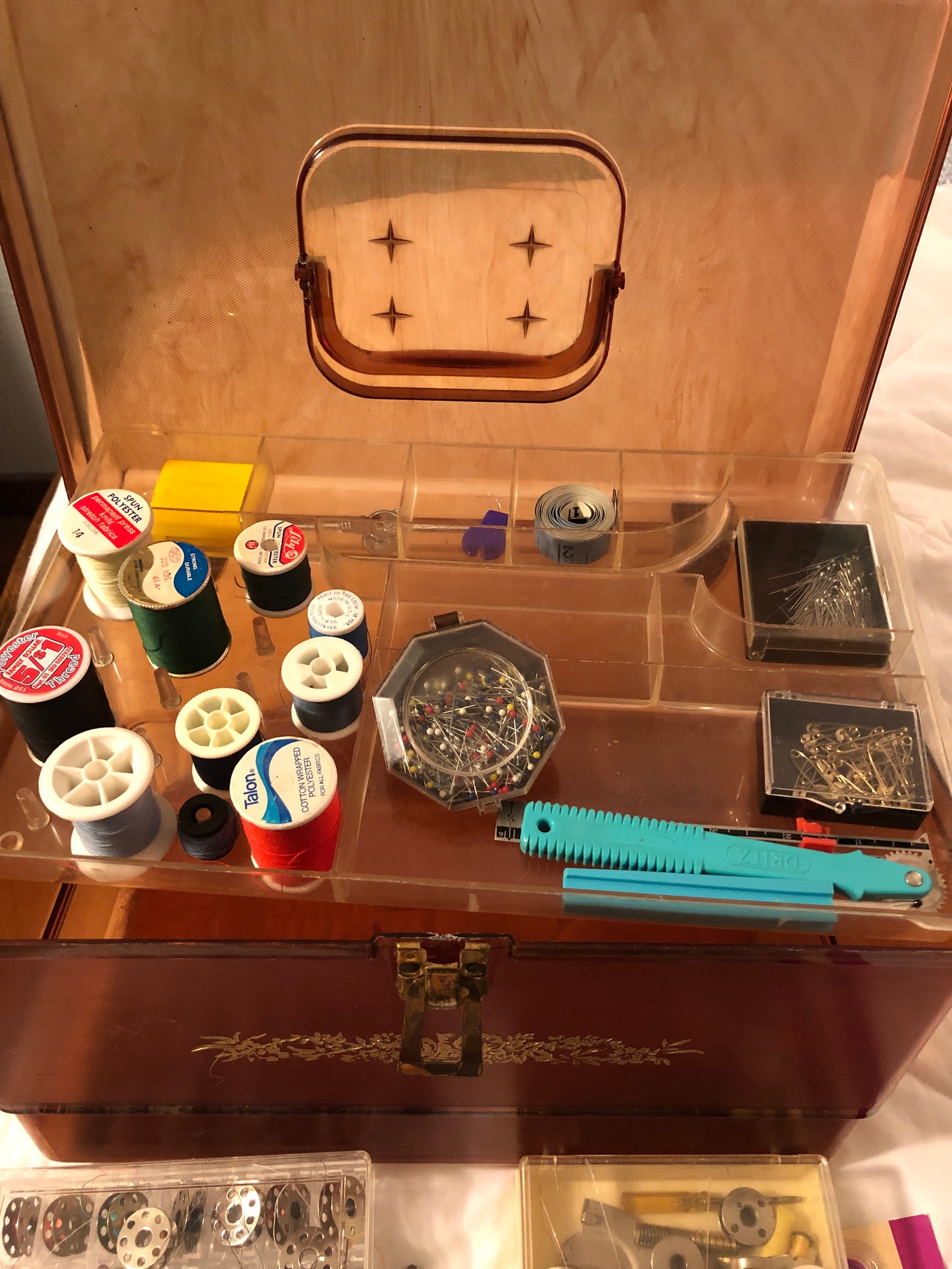 Vintage Sewing Kit - Etsy