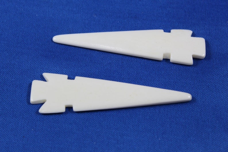 2 Carved Bone Arrowheads Spear Point Natural Supplies Bone - Etsy
