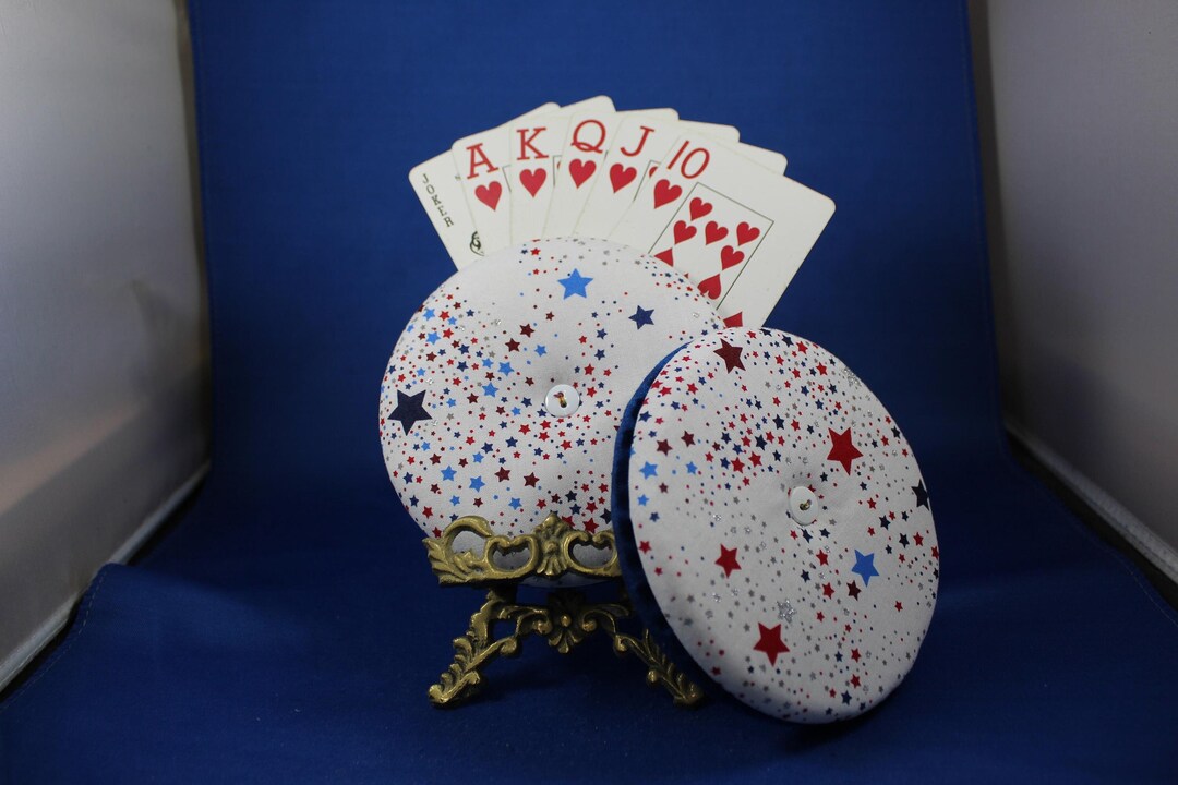 Playing Card Holder for Arthritic Hands, Padded Holder for Card Games ...