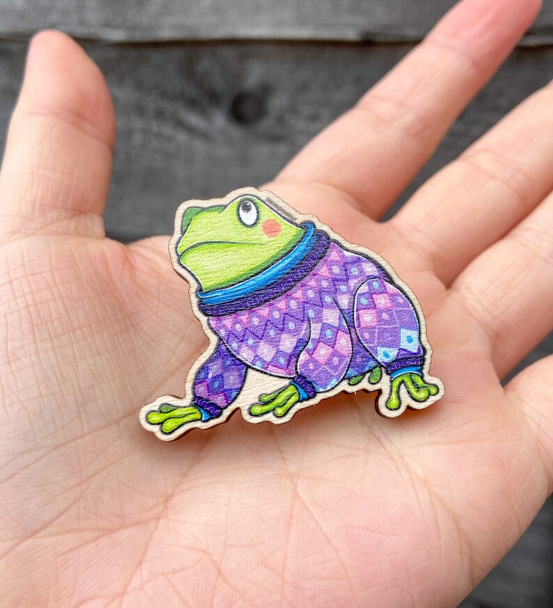 Cosy Frog in a Sweater Cottagecore Wildlife Reptiles Wooden - Etsy