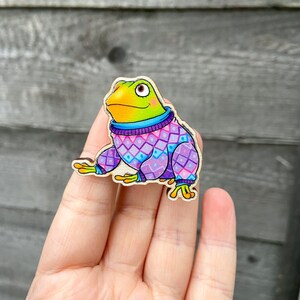 Cosy Frog in a Sweater Cottagecore Wildlife Reptiles Wooden Pin Gift ...