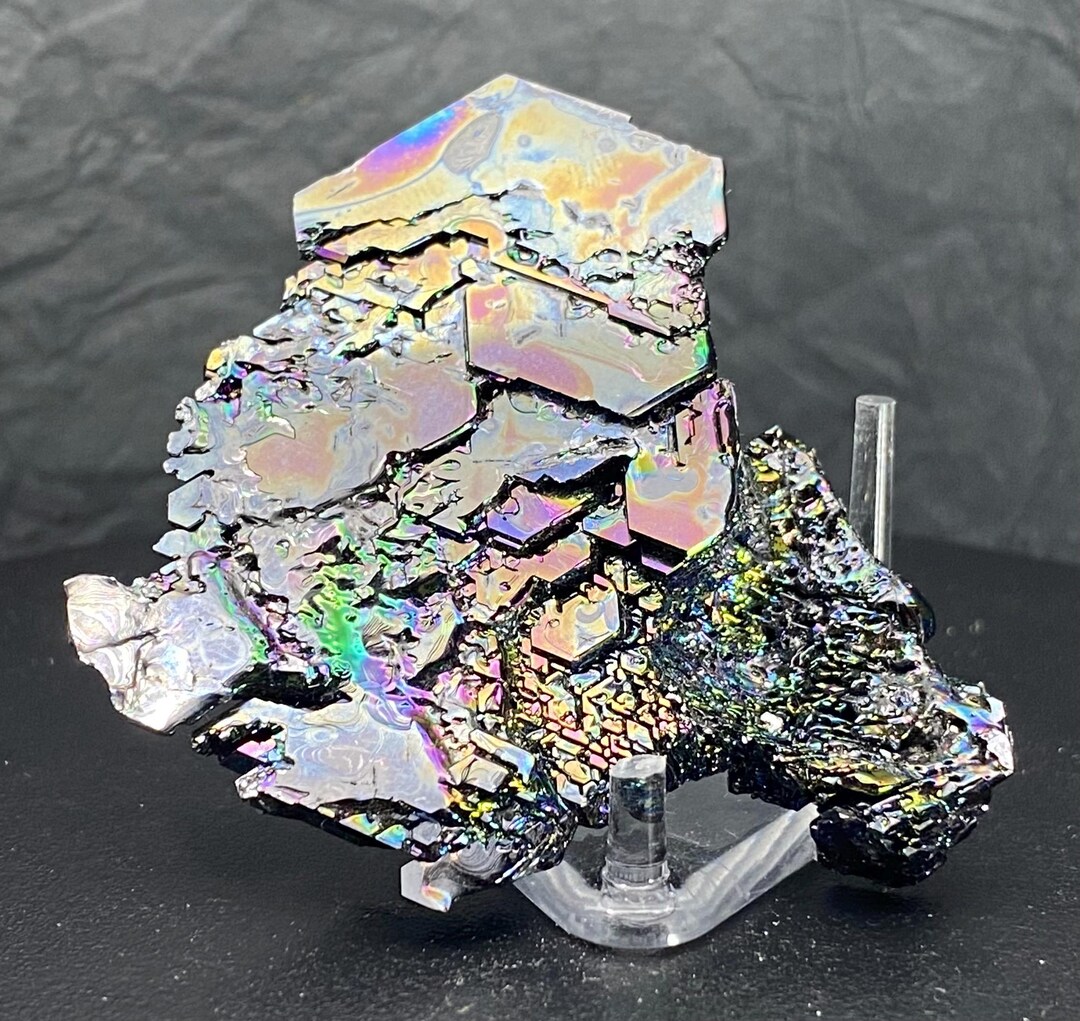 Silicon Carbide Vintage Lab Grown Specimen From Niagara Falls, New York ...