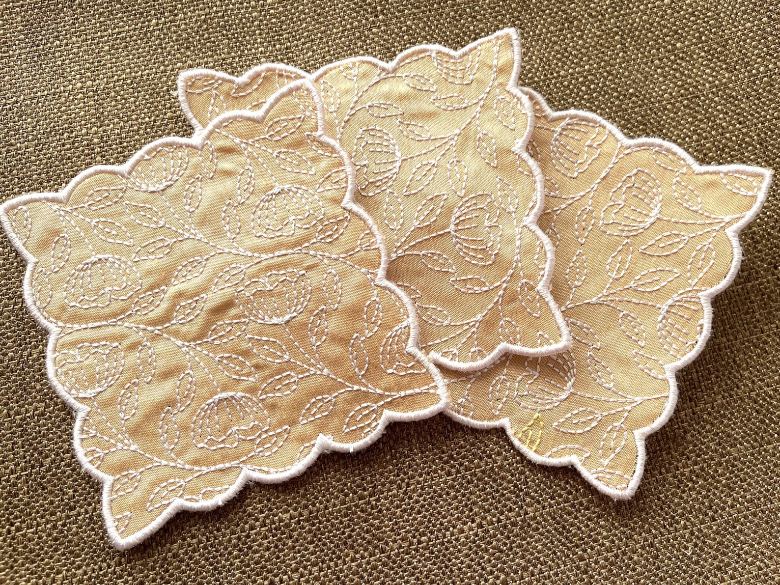 Napkin With Floral Pattern Ornament, Doily Coaster ITH in the Hoop ...