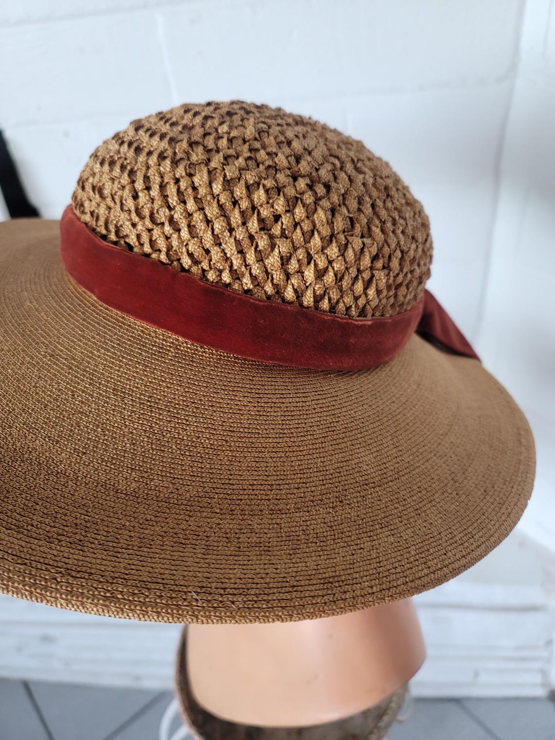 Vintage 1940s Sax Fifth Avenue Straw Hat With Velvet Ribbon - Etsy