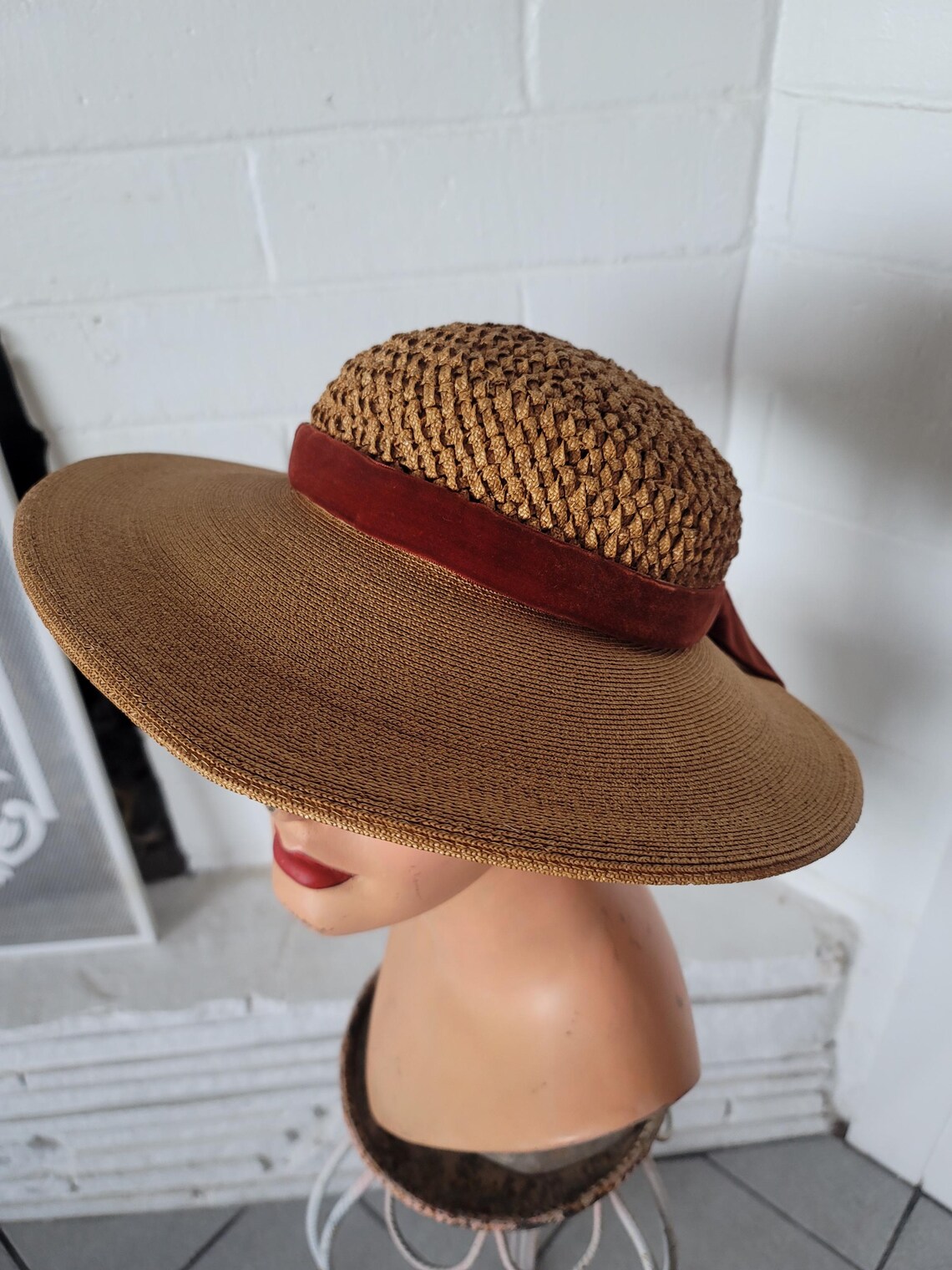 Vintage 1940s Sax Fifth Avenue Straw Hat With Velvet Ribbon - Etsy