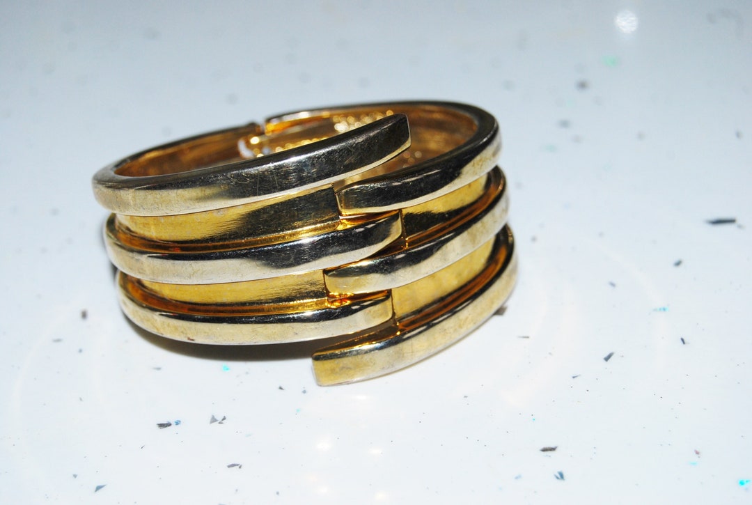 Fabulous '80's Clamper Bangle so Dynasty Clever Design Clasps Round ...