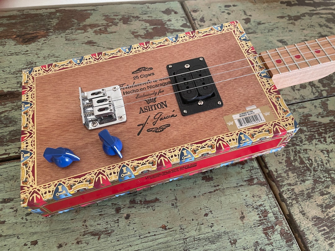 Taconic 202 3 String Electric Cigar Box Guitar La Aroma De - Etsy