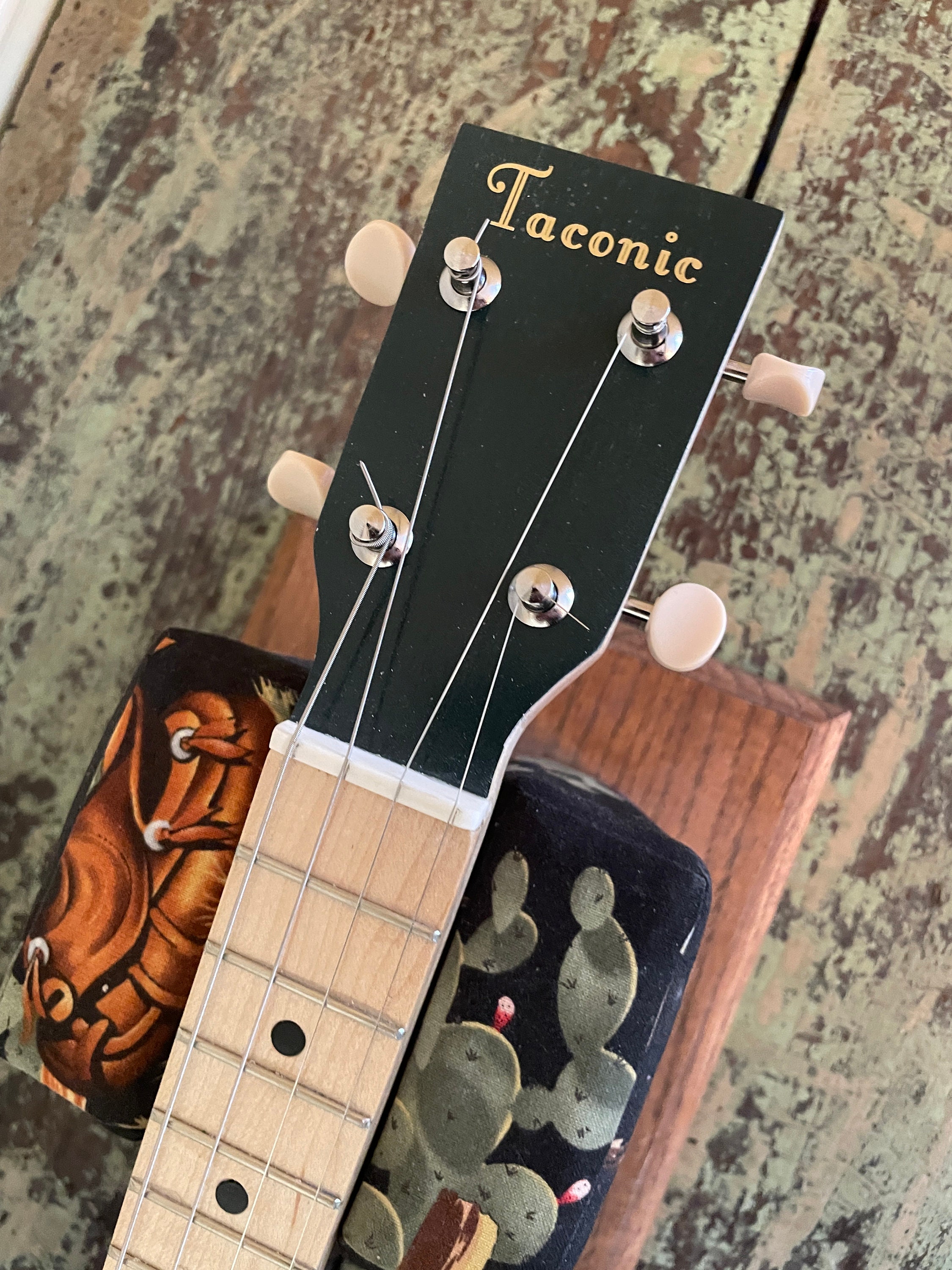 Taconic 221 4 String Electric Cigar Box Mandolin Padron Damaso - Etsy