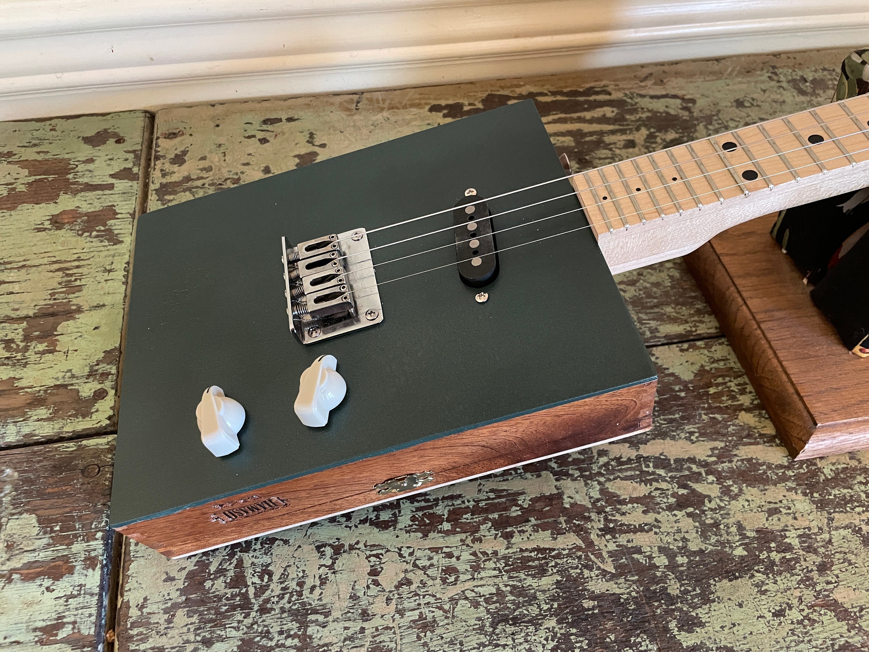 Taconic 221 4 String Electric Cigar Box Mandolin Padron Damaso - Etsy