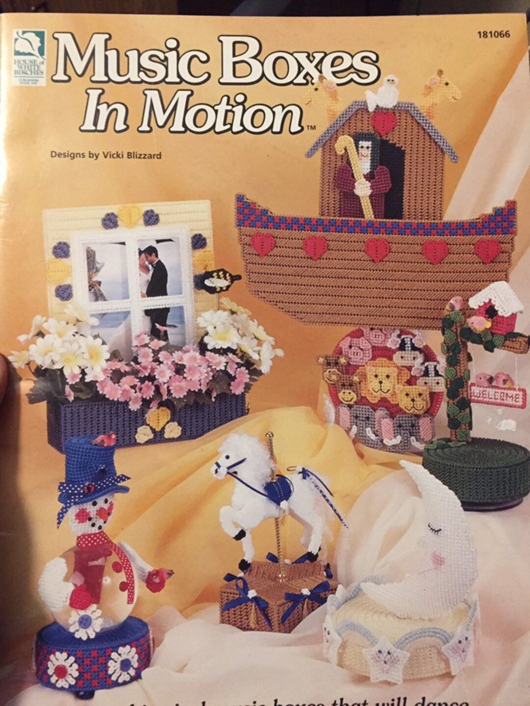 Music Boxes in Motion Plastic Canvas Needlepoint Patterns.....6 Designs ...