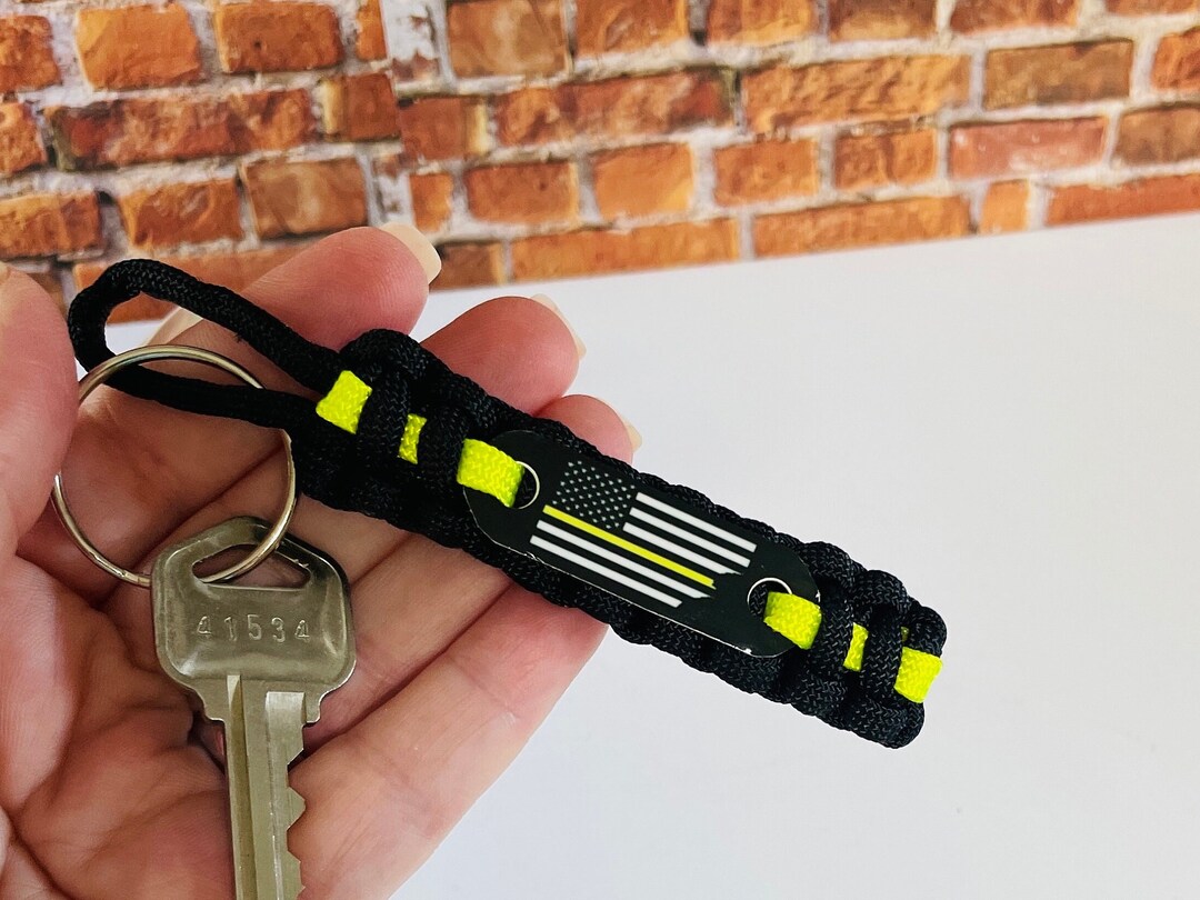 Tow Truck Operator Thin Yellow Line American Flag Paracord Keychain for ...