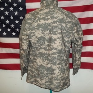 M65 Field Jacket ACU Digital Camo US Army Small Regular New Never Worn ...