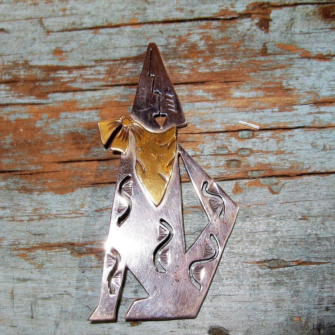 Sterling Howling Coyote Pin, Large Size, Mixed Metal, Silver & Brass ...