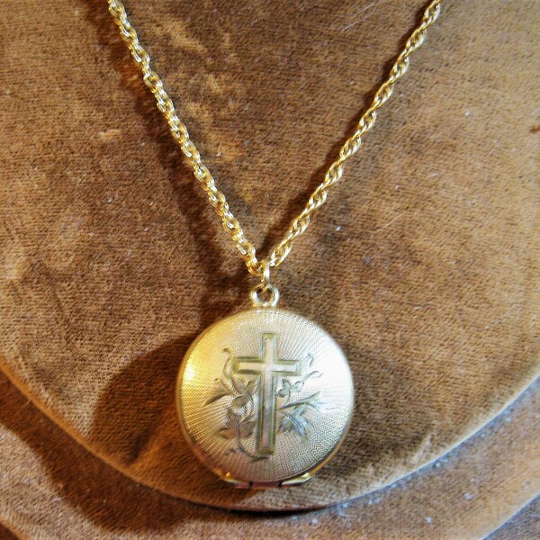 Cross Locket - Etsy