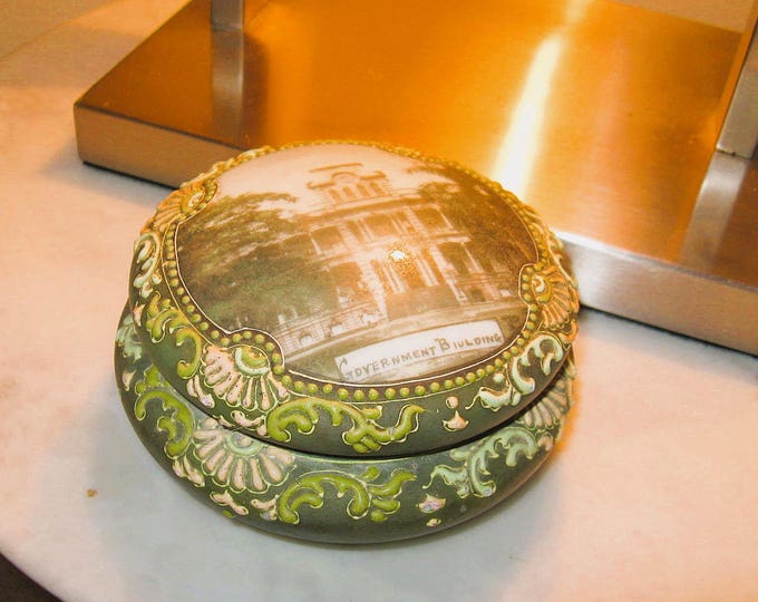 Vintage to Antique Porcelain Powder Box, Trinket Box, Jewelry Box ...