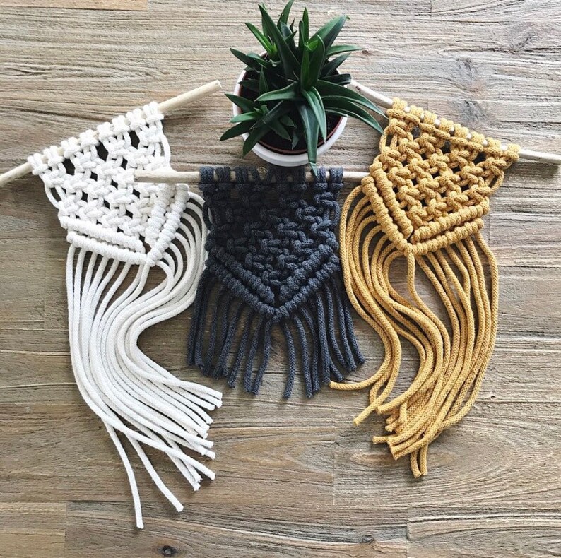 Mini Macrame Wall Hanging // Wall Decor - Etsy