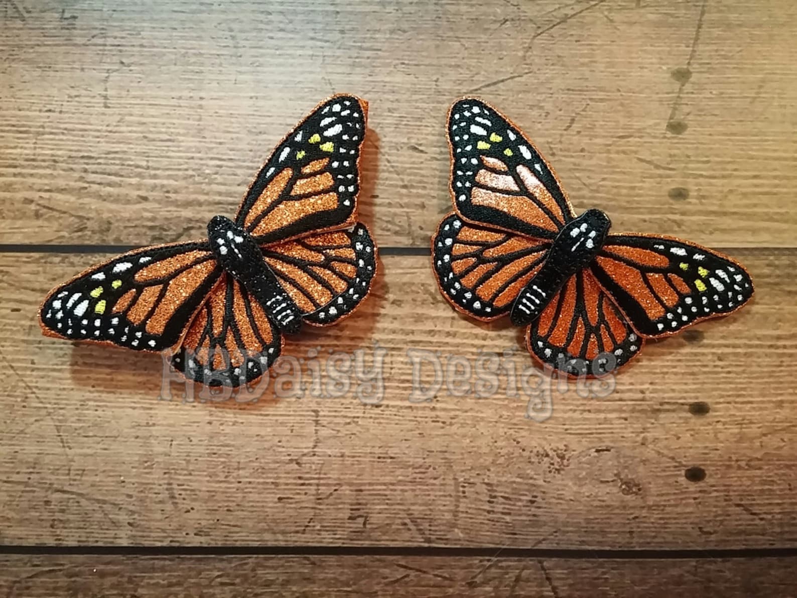 Monarch Butterfly Bow Digital Embroidery Design - Three Different Sizes ...