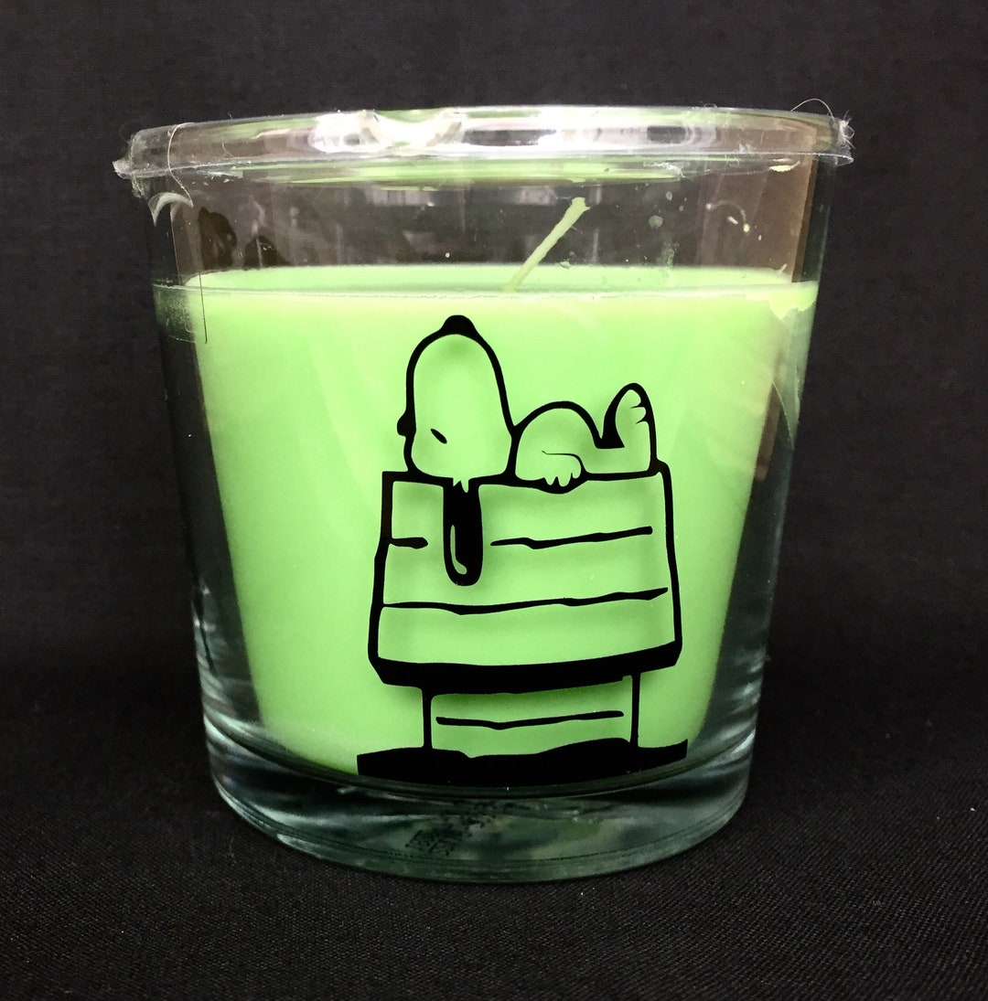 Snoopy Candle. Retro. Childhood. Birthday. Fathers Day. Mothers Day ...