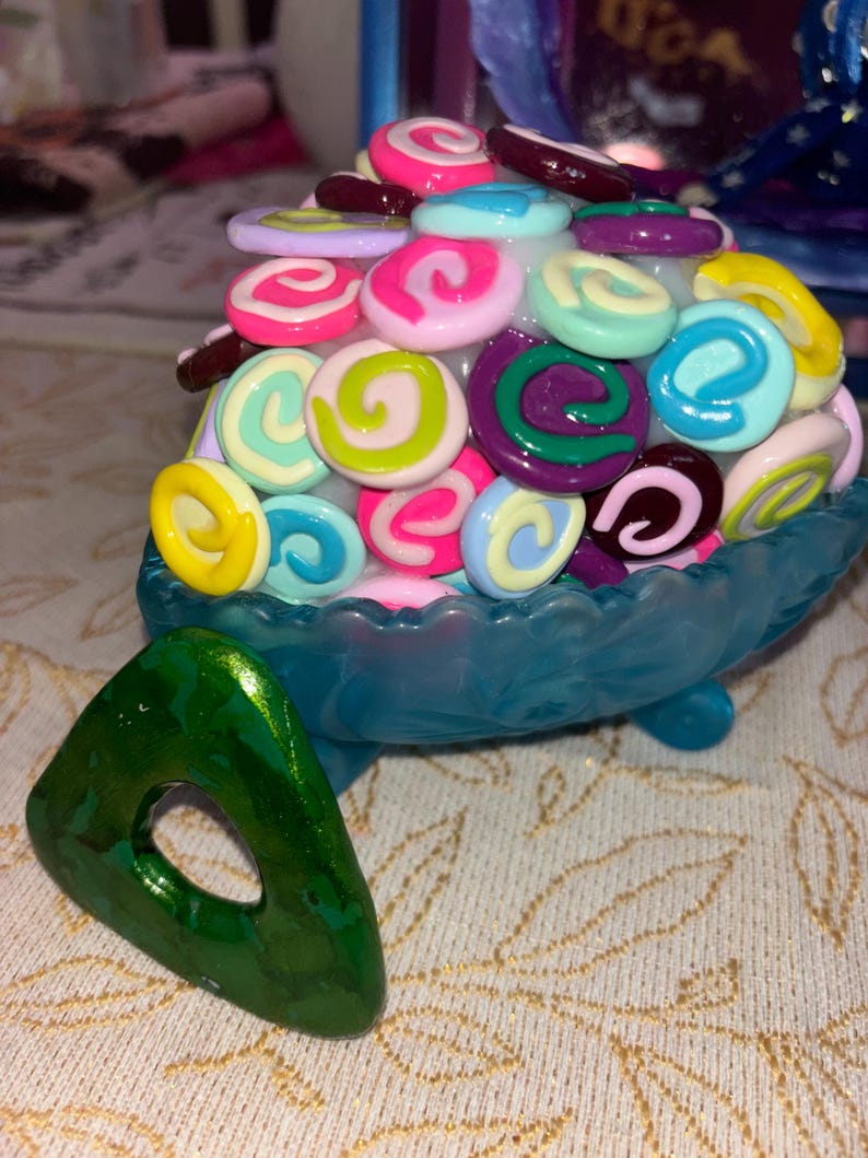 Coraline Taffy Bowl - Etsy