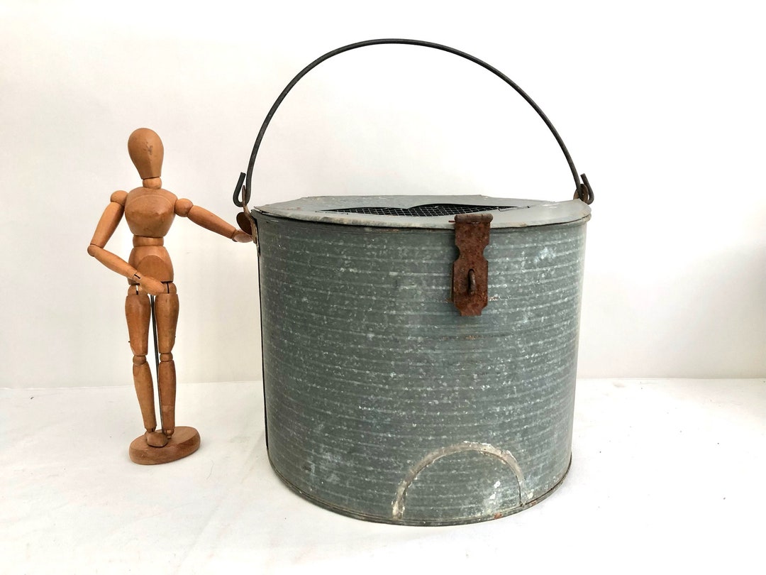 Vintage Minnow Bucket - Galvanized Metal Minnow Pail - Fishing Decor - Etsy