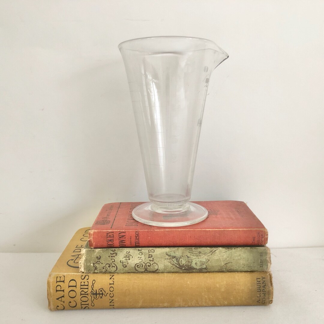 Etched Graduated Beaker Vintage 8 OZ. Etched Glass Beaker Lab Beaker ...