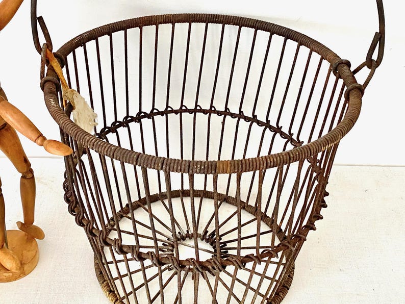 Vintage Oyster Clam Quahog Wire Basket - Gathering Basket - New England ...