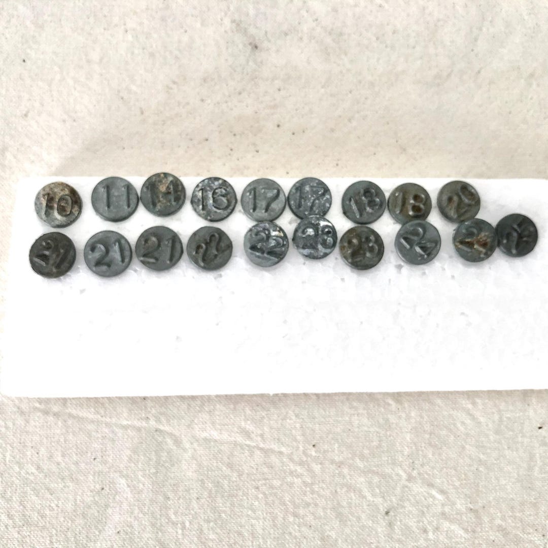 Vintage National Metal Numbering Acro Window Screen Tacks Lot of 18 ...