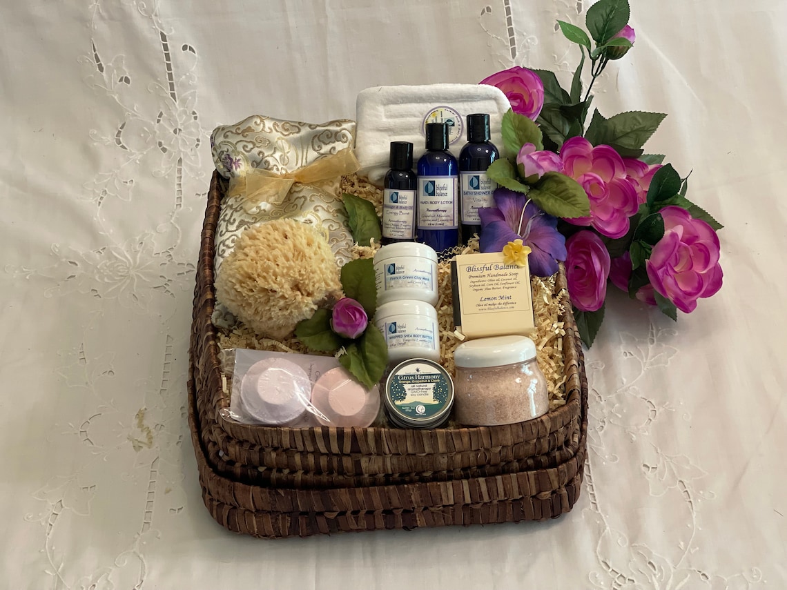 Pampering Spa Gift Basket - Etsy