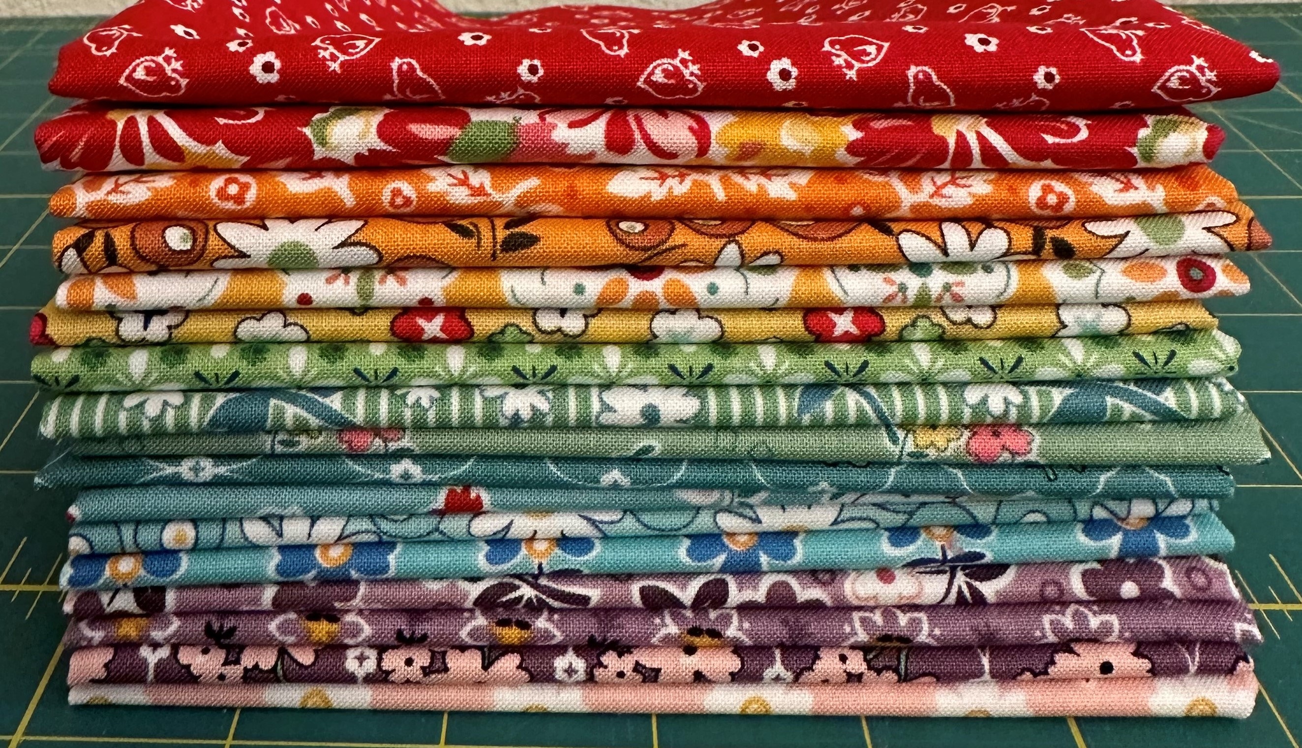 Scrappy STASH BUILDER - Lori Holt Fabric - 10 Piece XL 1/8 Bundle Fat ...