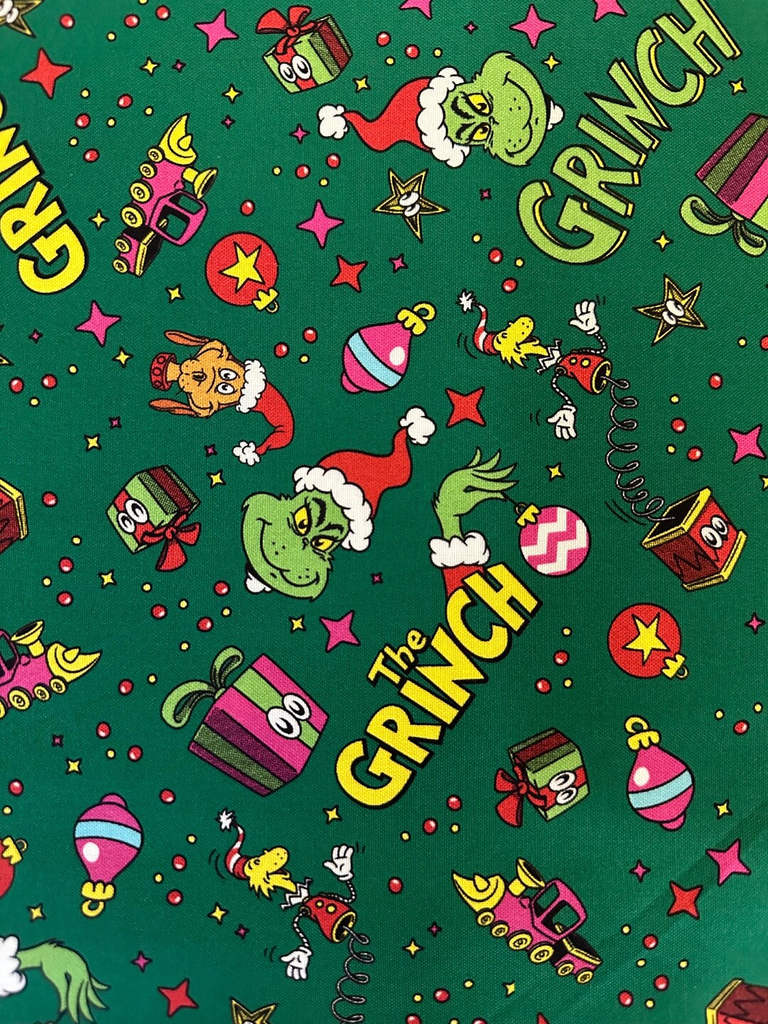 Half Yard How the Grinch Stole Christmas by Robert Kaufman Grinchmas ...