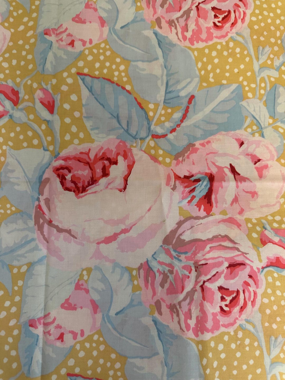 Fat Quarter - Kaffe Fassett August Rose GP18 in Pastel - Cotton Fabric ...