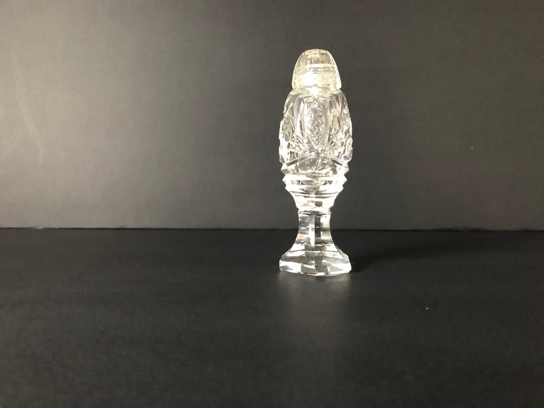 Vintage Glass Top Salt or Pepper Crystal Pedestal Shaker, Pinwheel ...