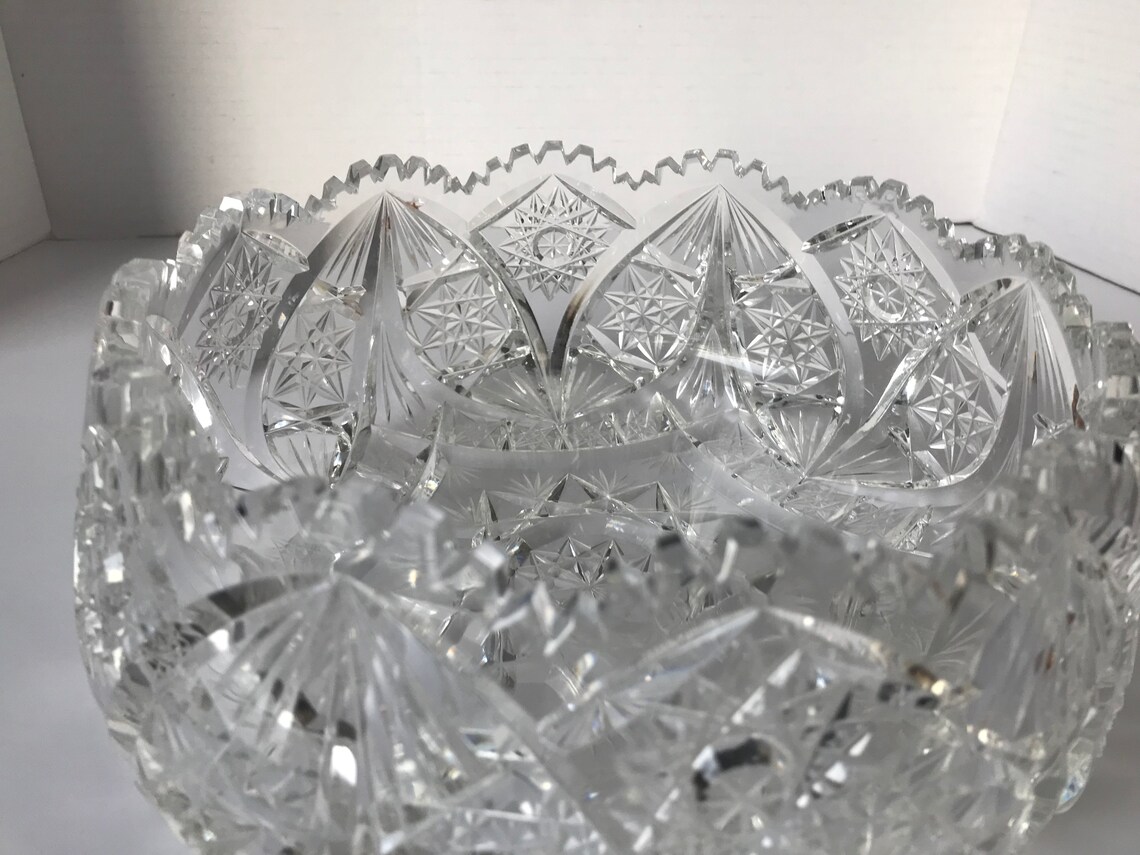 8 Deep Cut Crystal Bowl Featuring Hobstars and Fan Cuts - Etsy