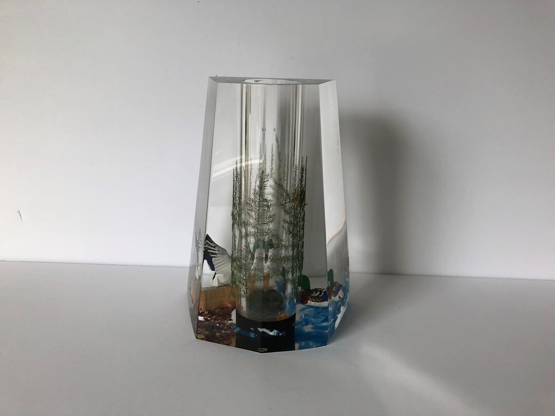 Vintage 70's Perspex, Lucite Solid Vase With a Nature Scene of Ducks ...