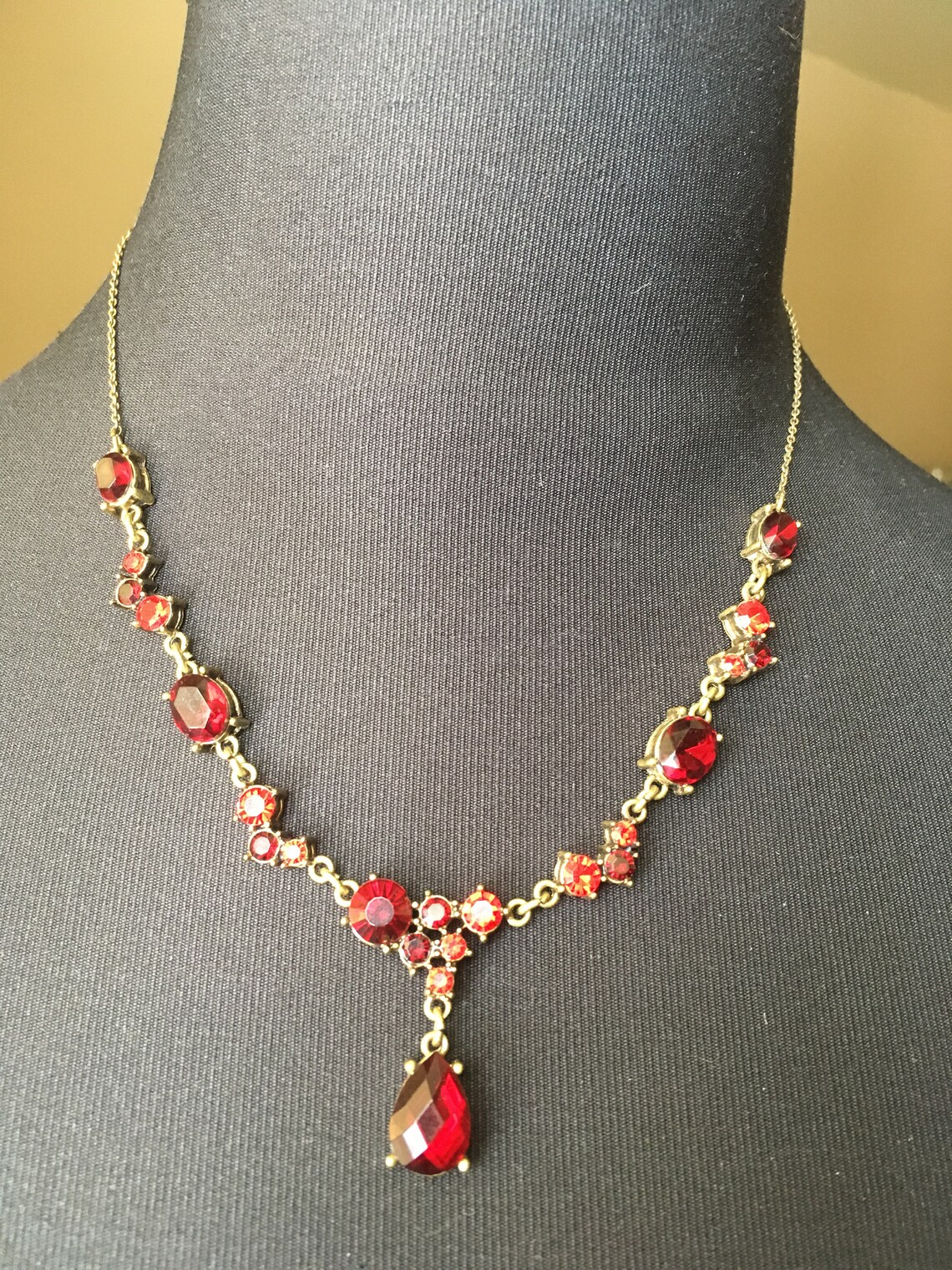 Ruby Red Crystal Necklace Signed Avon Vintage Rhinestone - Etsy Canada