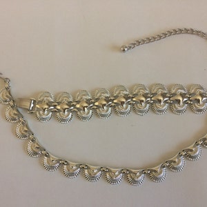 Pegasus Coro White Gold Tone Cockle Shell Linked Necklace and Bracelet ...