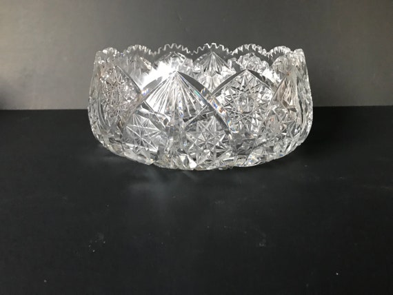 8 Deep Cut Crystal Bowl Featuring Hobstars and Fan Cuts | Etsy