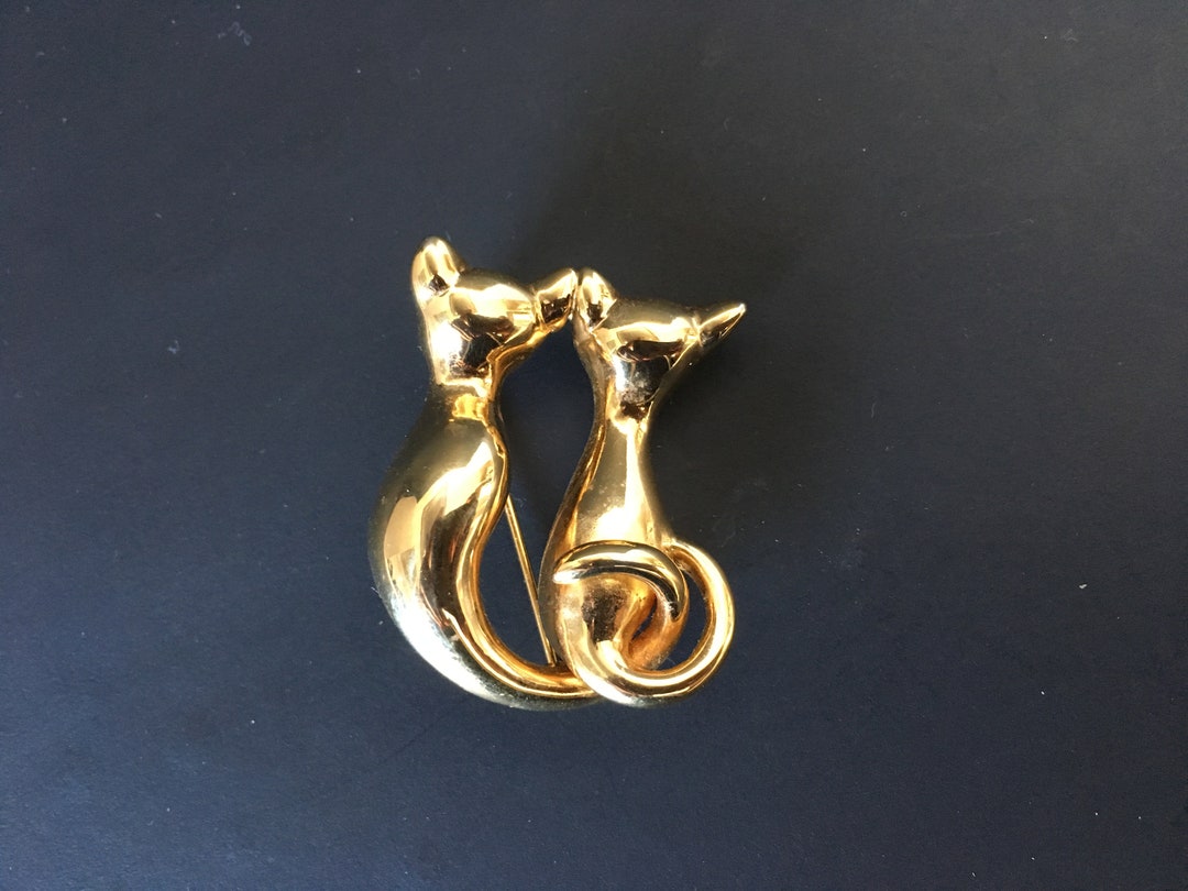 Canadian Designer Puccini Gold Tone Pair of Sitting Cats Brooch, Lucky ...