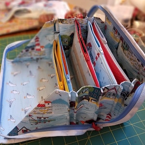 TULA Pink's Fave: 2023 BONZA! Bionic Gear Bag V2.23 - Etsy