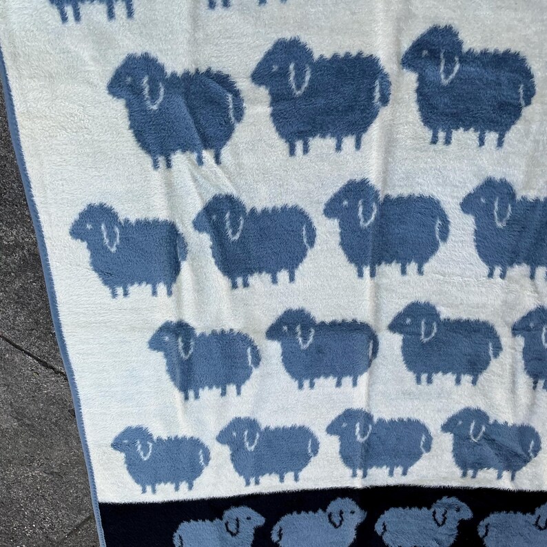 Vintage 80’s Crown Craft Vuteks Sheep Throw Blanket Blue White Black ...