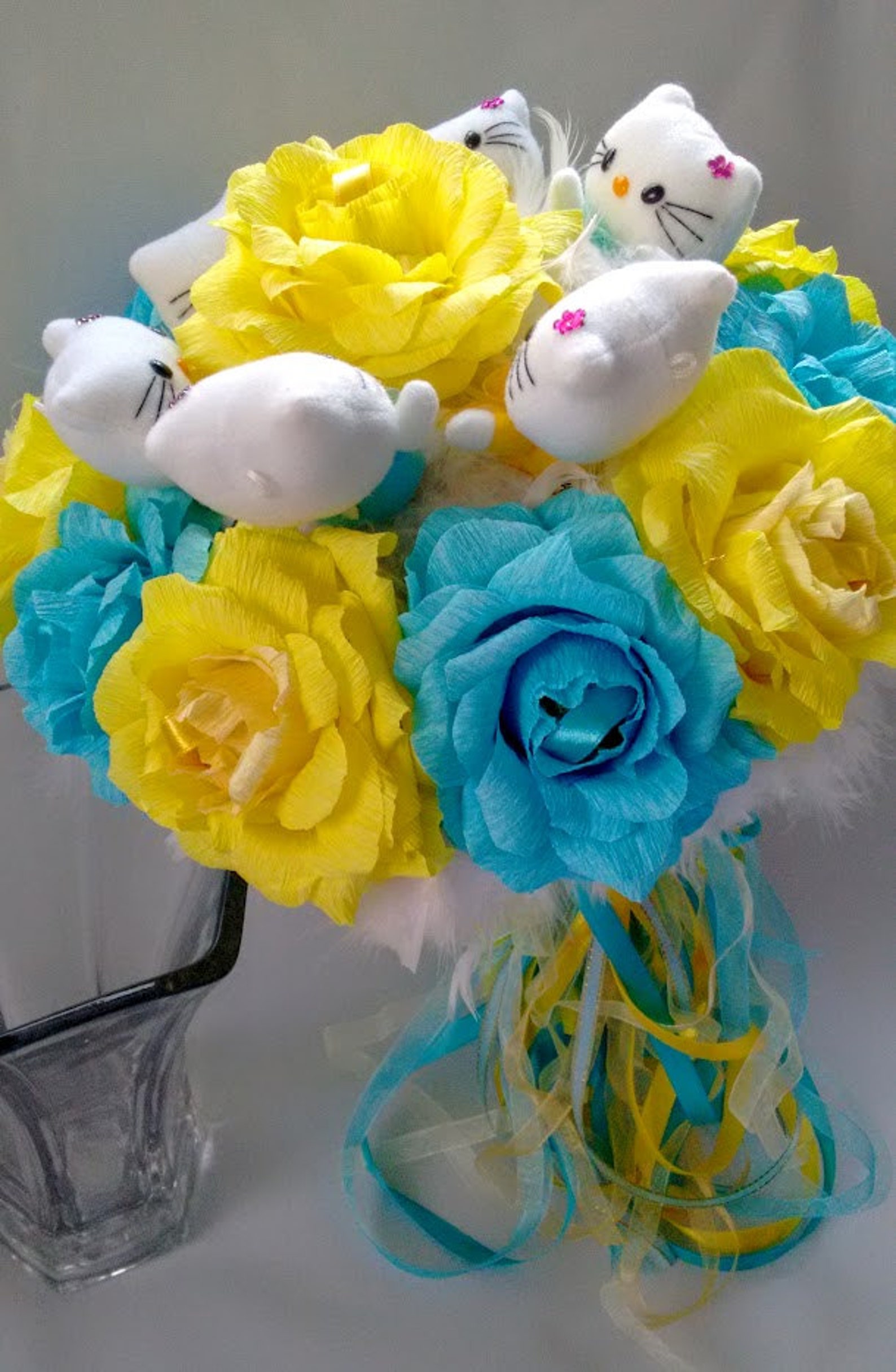 Cute Plush Kitty Bouquet With Ferrero Rocher Candy Bouquet Plush Doll ...