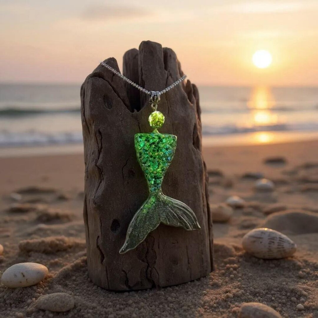 Sea Life Necklace, Water Necklace, Ocean Resin Necklace, Sea Crystal ...