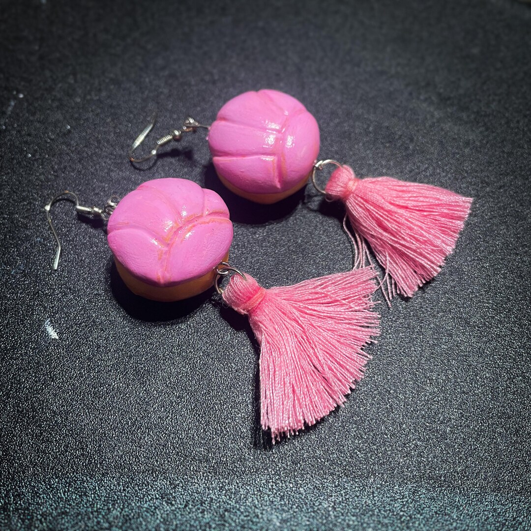 JEWELRY: Chunky Concha Mexican Pan Dulce Dangling Hook Earrings - Etsy