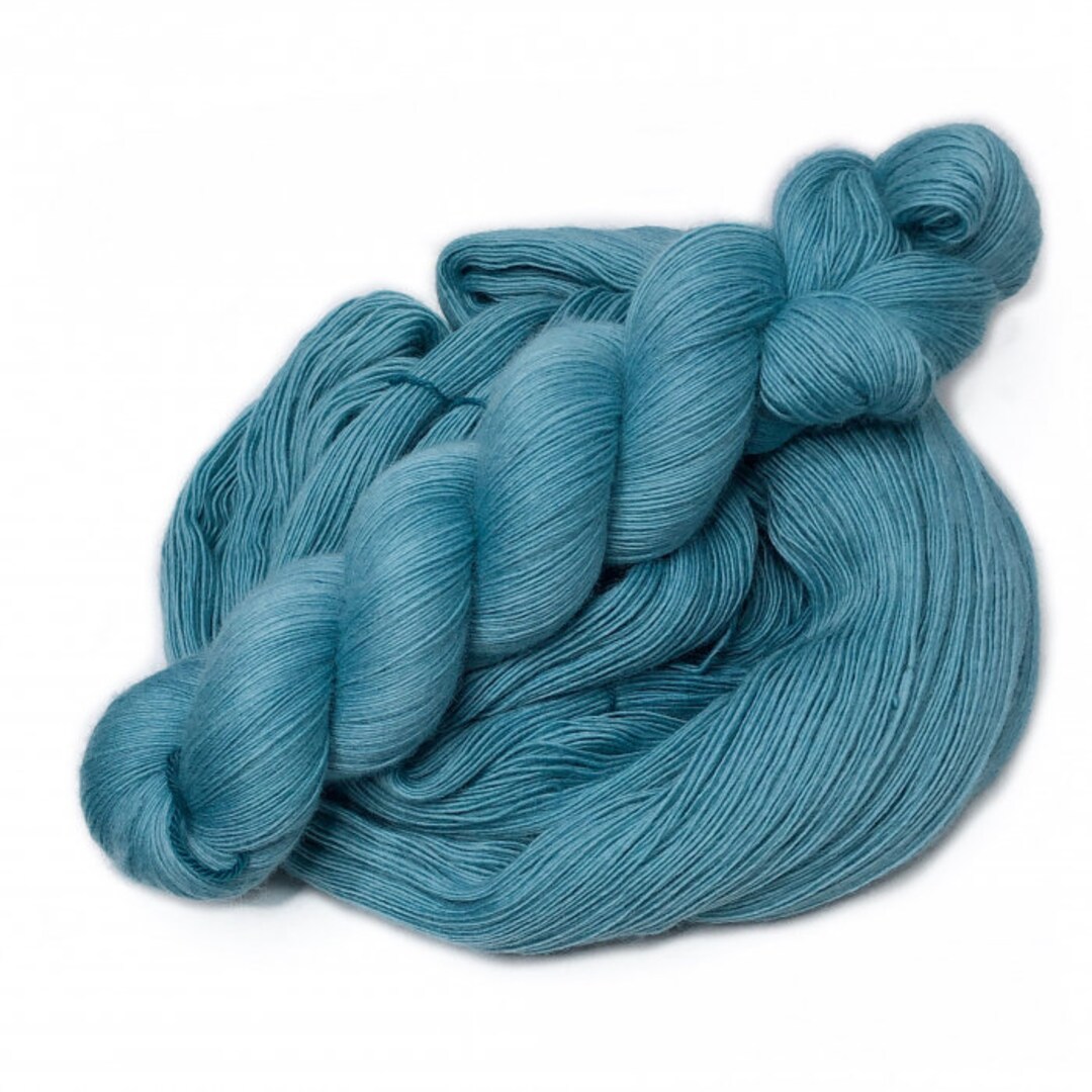 Hand Dyed Lace Yarn, Merino, Lace Weight Capriblau - Etsy