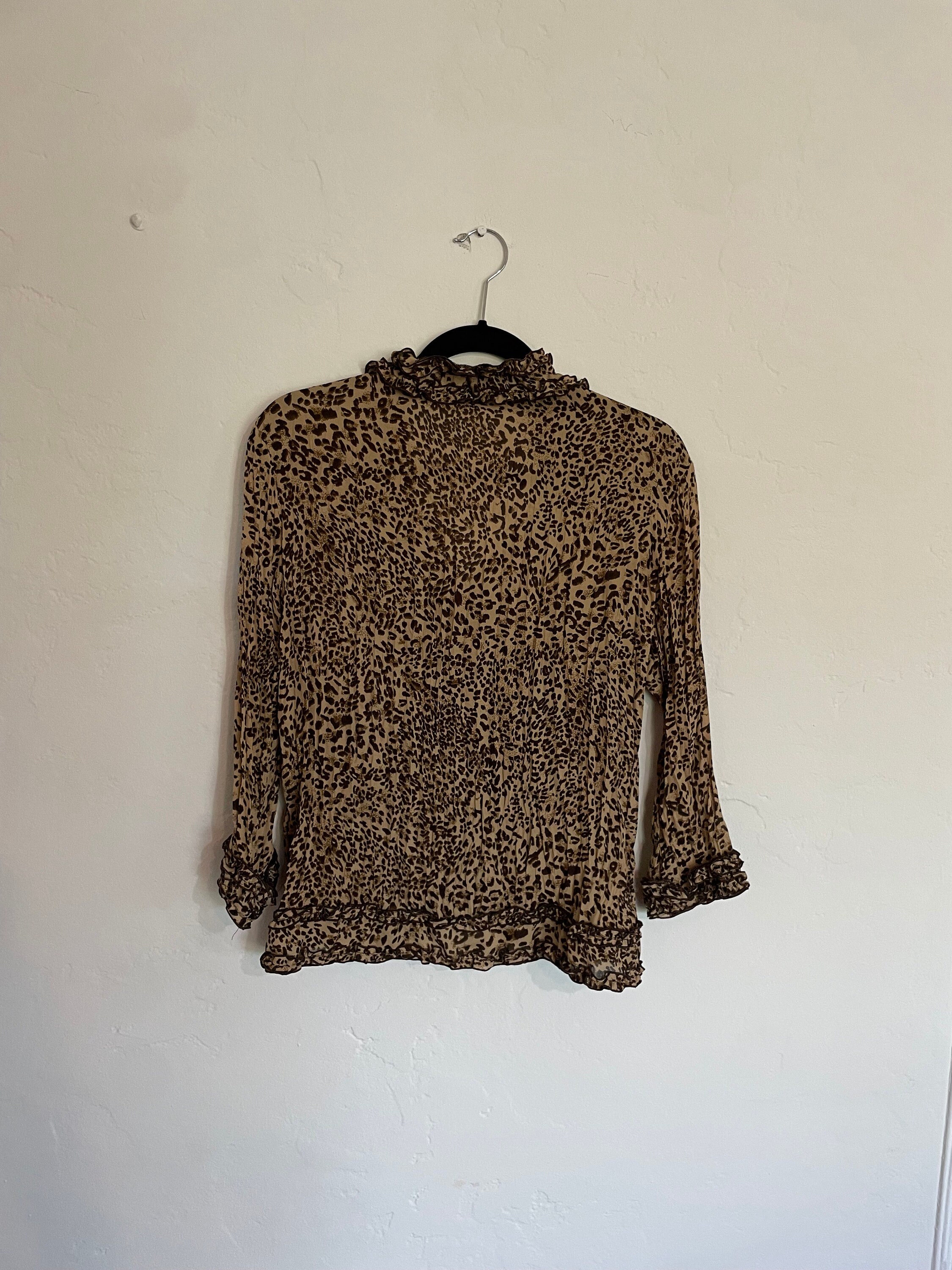 Vintage 2000’s Leopard Animal Print Button up Ruffled 3/4 Sleeve Blouse ...