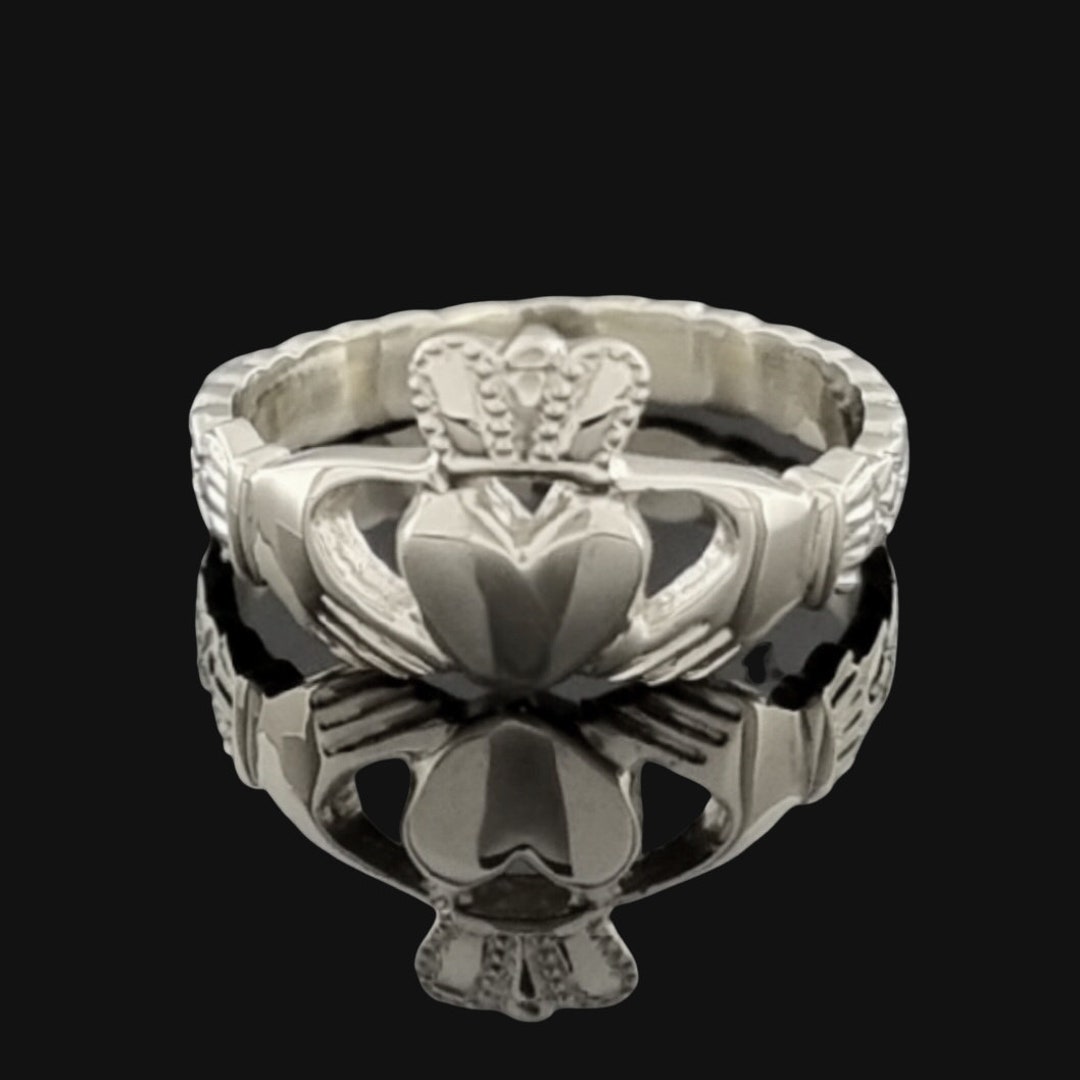 Anillo Claddagh irlandés con banda de nudo celta / Claddagh de plata de ...