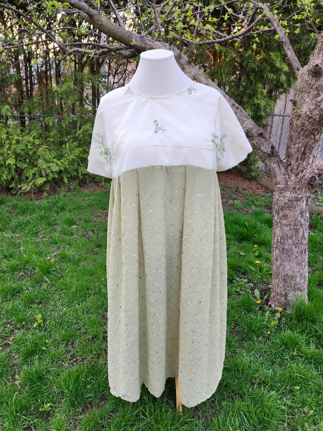 Upcycled Repurposed Embroidered Tablecloth and Sari Long Dress. 3X. - Etsy